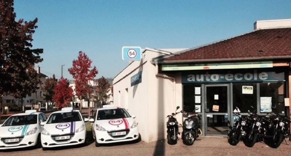 AUTO ECOLE 54 à Essey les nancy | Codes Rousseau